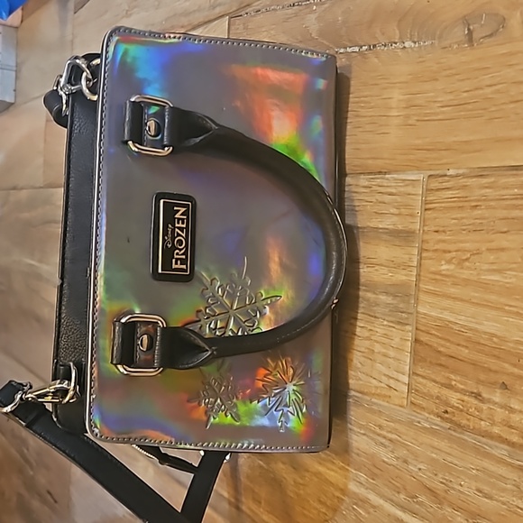 Disney Loungefly | Bags | Disney Frozen Production Purse It Is X7 ...